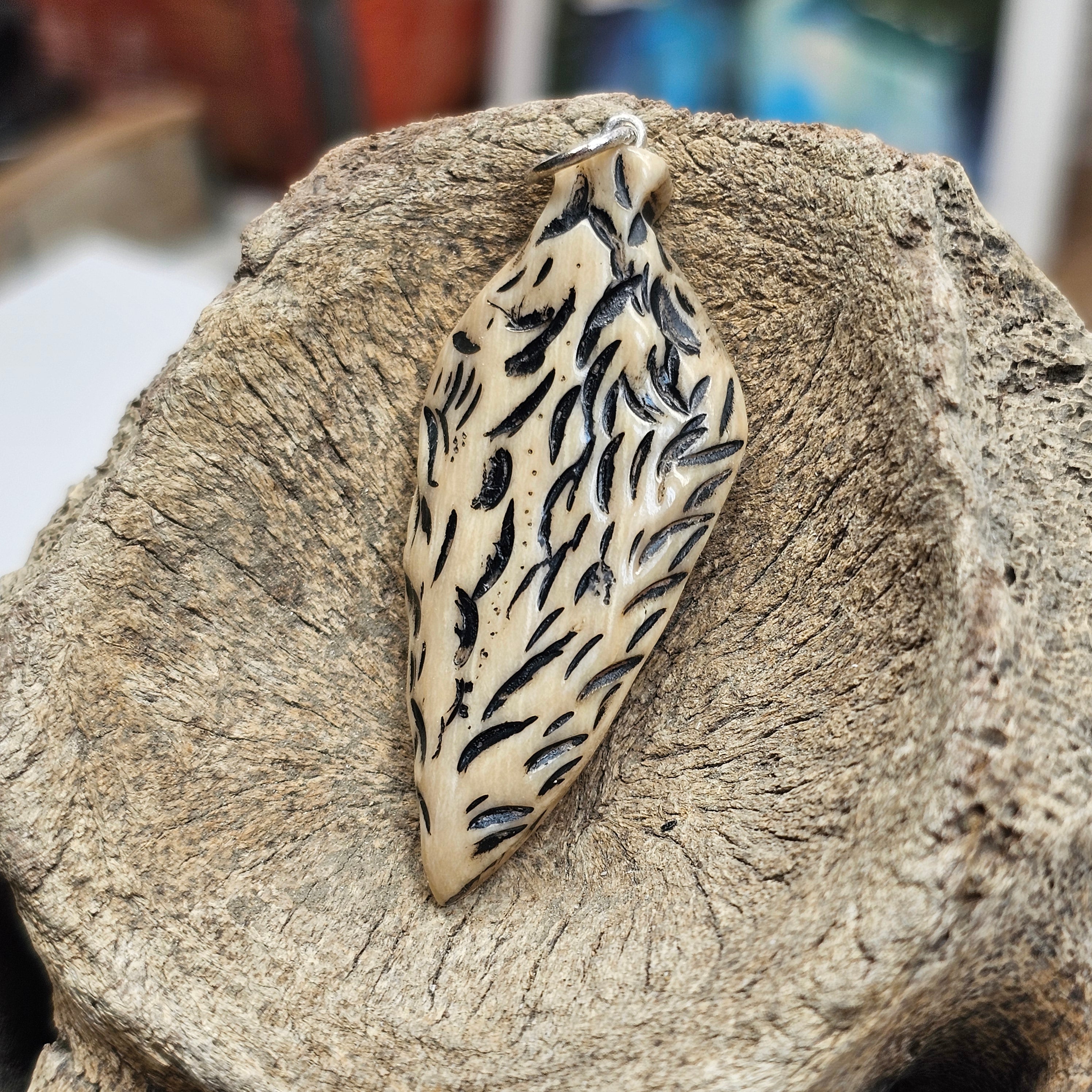 Woolly Mammoth Ivory Arrowheads – IceAge Treasures